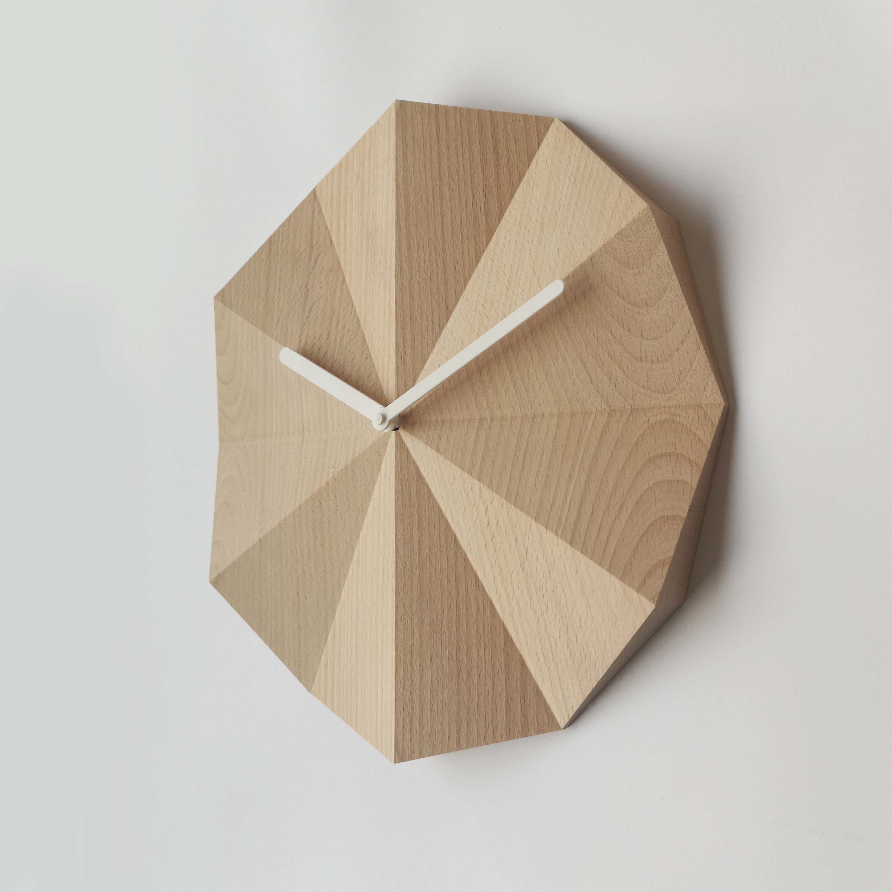 Delta Clock Beech - Sample – LAWA DESIGN