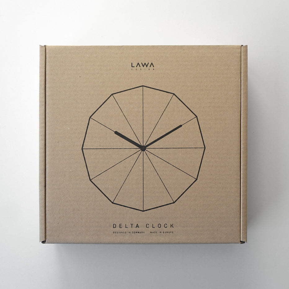 Delta Clock Oak – LAWA DESIGN